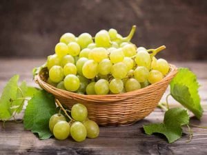 Grapes and Gout: Foods to Avoid That Cause Gout Attacks